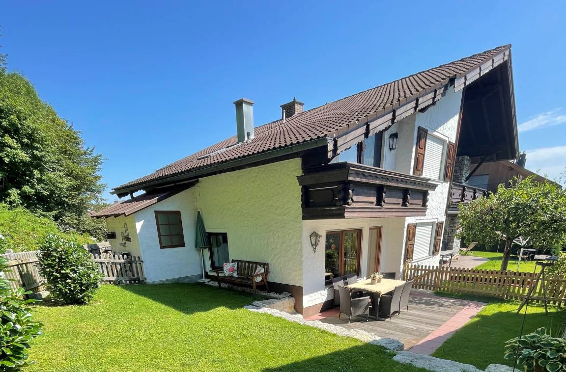 65 M² Ferienwohnung ∙ 2 Schlafzimmer ∙ 4 Gäste - Waging am See