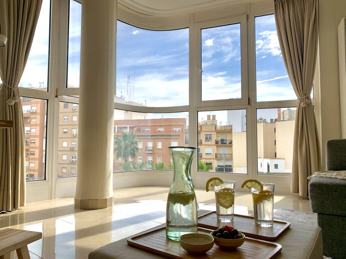 92 M² Ferienwohnung ∙ 2 Schlafzimmer ∙ 5 Gäste - Almería