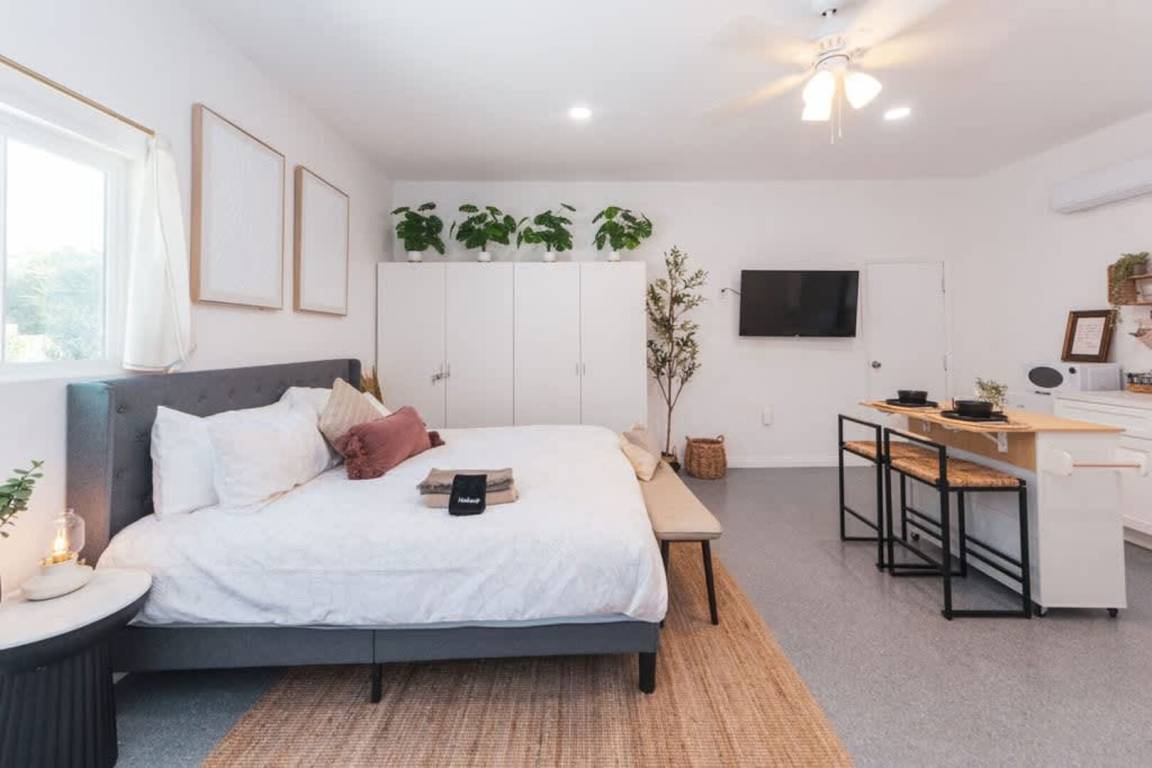 70 M² Studio Flat ∙ 1 Bedroom ∙ 2 Guests - Claremont, CA