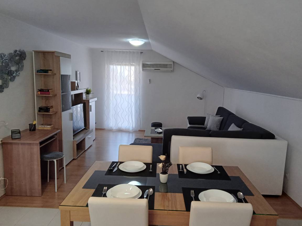 77 M² Apartment ∙ 2 Bedrooms ∙ 4 Guests - Sali