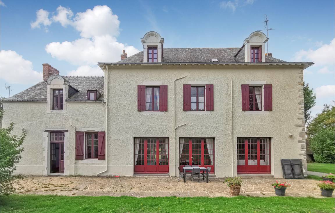 350 M² Huis ∙ 8 Slaapkamers ∙ 16 Gasten - Guérande