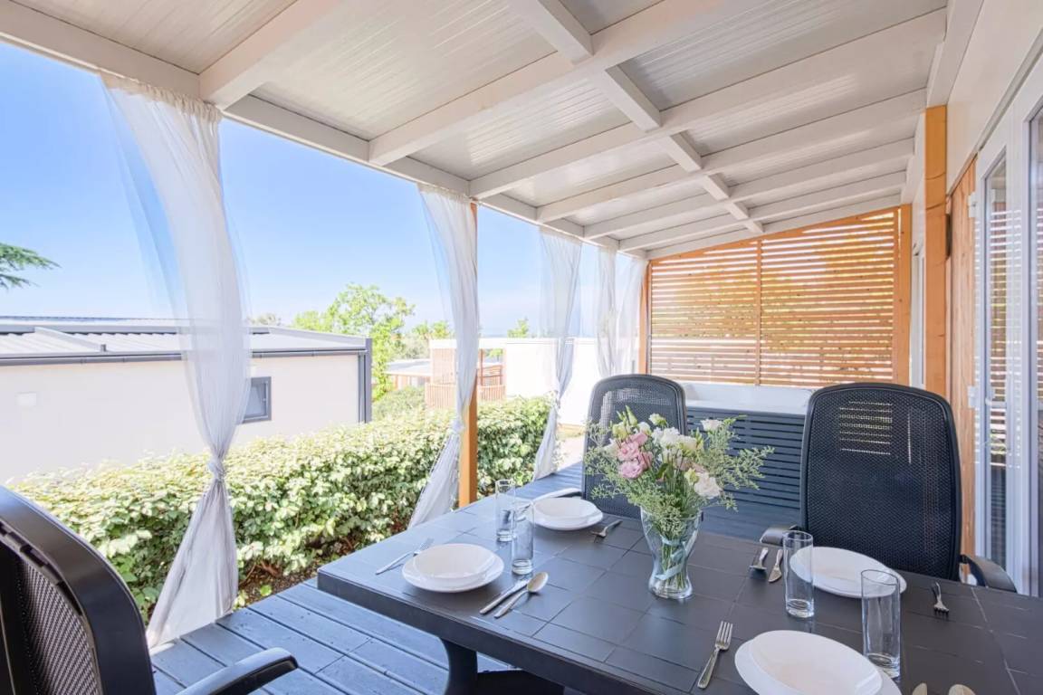 25 M² Caravan ∙ 2 Bedrooms ∙ 5 Guests - Novi Vinodolski