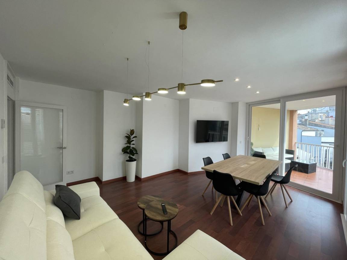 121 M² Apartamento ∙ 4 Habitaciones ∙ 6 Huéspedes - Palamós
