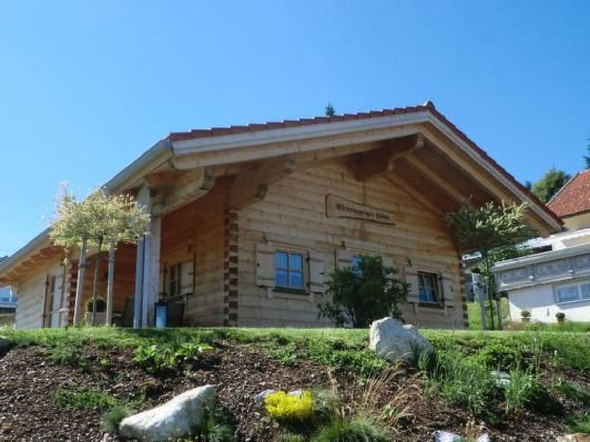 70 M² Ferienhaus ∙ 3 Schlafzimmer ∙ 6 Gäste - Philippsreut