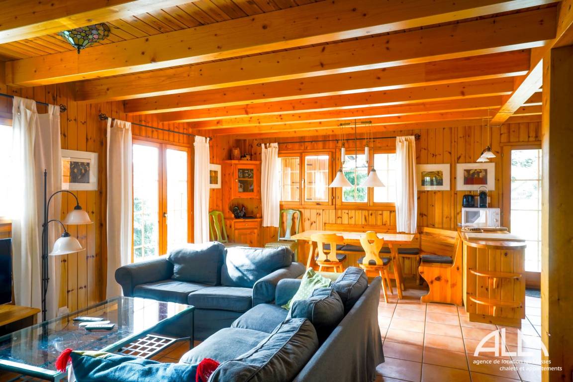 110 M² Chalet ∙ 4 Slaapkamers ∙ 8 Gasten - Wallis