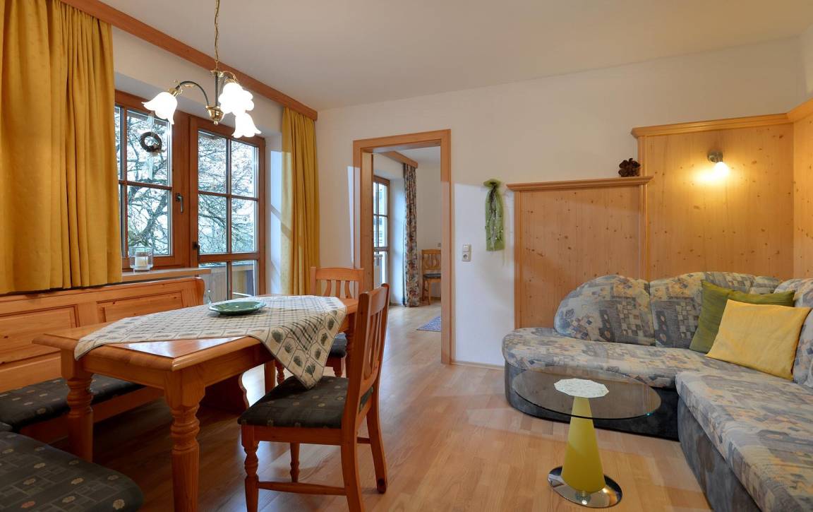 40 M² Appartement ∙ 1 Slaapkamer ∙ 4 Gasten - Kössen