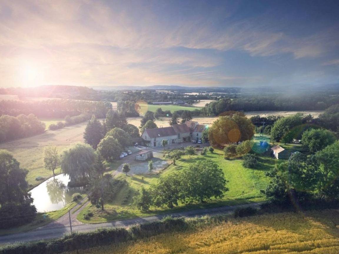 240 M² Cottage ∙ 5 Chambres ∙ 12 Personnes - Alençon
