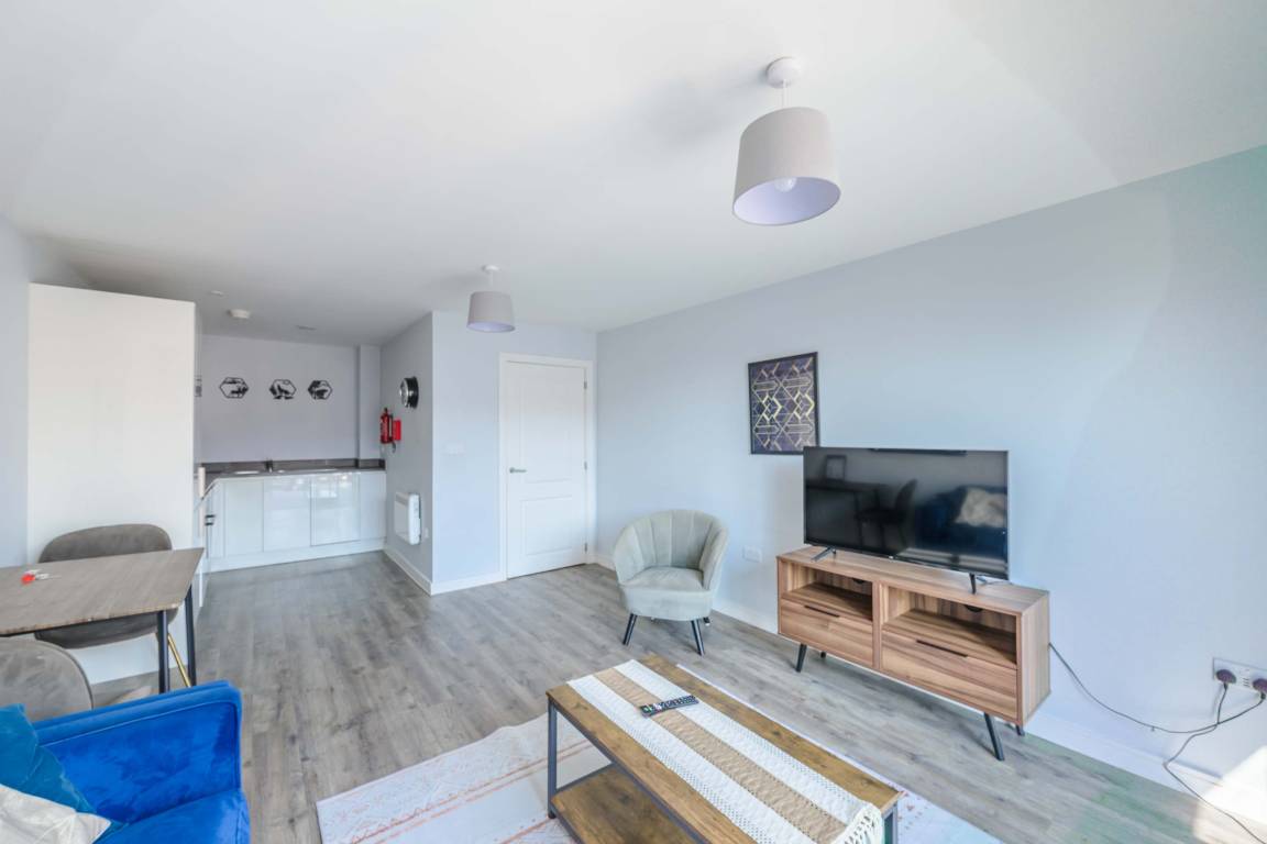 56 M² Apartment ∙ 1 Bedroom ∙ 2 Guests - Solihull
