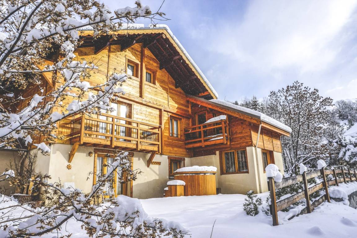 210 M² Chalet ∙ 7 Bedrooms ∙ 18 Guests - Briançon