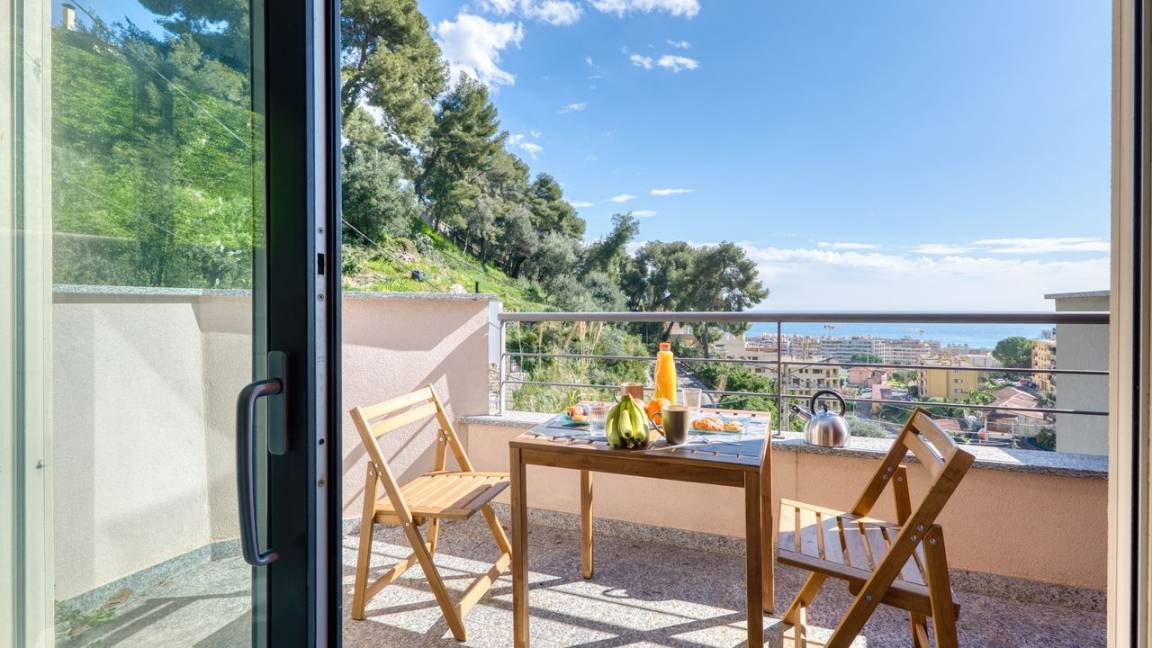 80 M² Apartamento ∙ 2 Quartos ∙ 4 Hóspedes - Menton