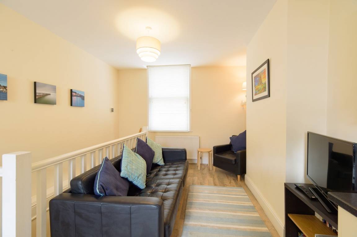 Apartment ∙ 2 Bedrooms ∙ 3 Guests - Whitby