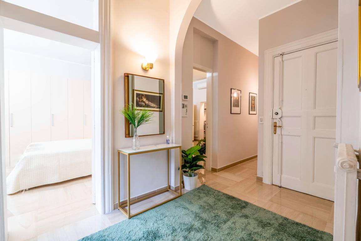 100 M² Apartamento ∙ 2 Habitaciones ∙ 4 Huéspedes - Bari