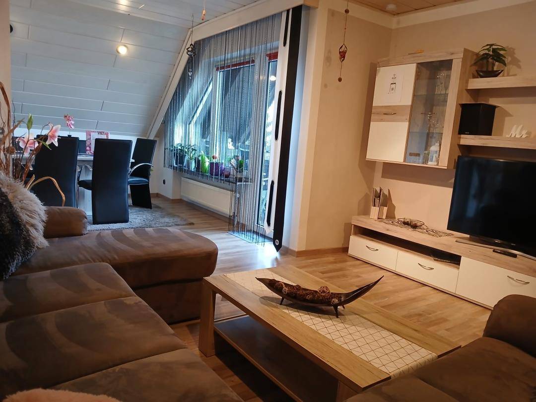 84 M² Ferienwohnung ∙ 2 Schlafzimmer ∙ 4 Gäste - Erbendorf