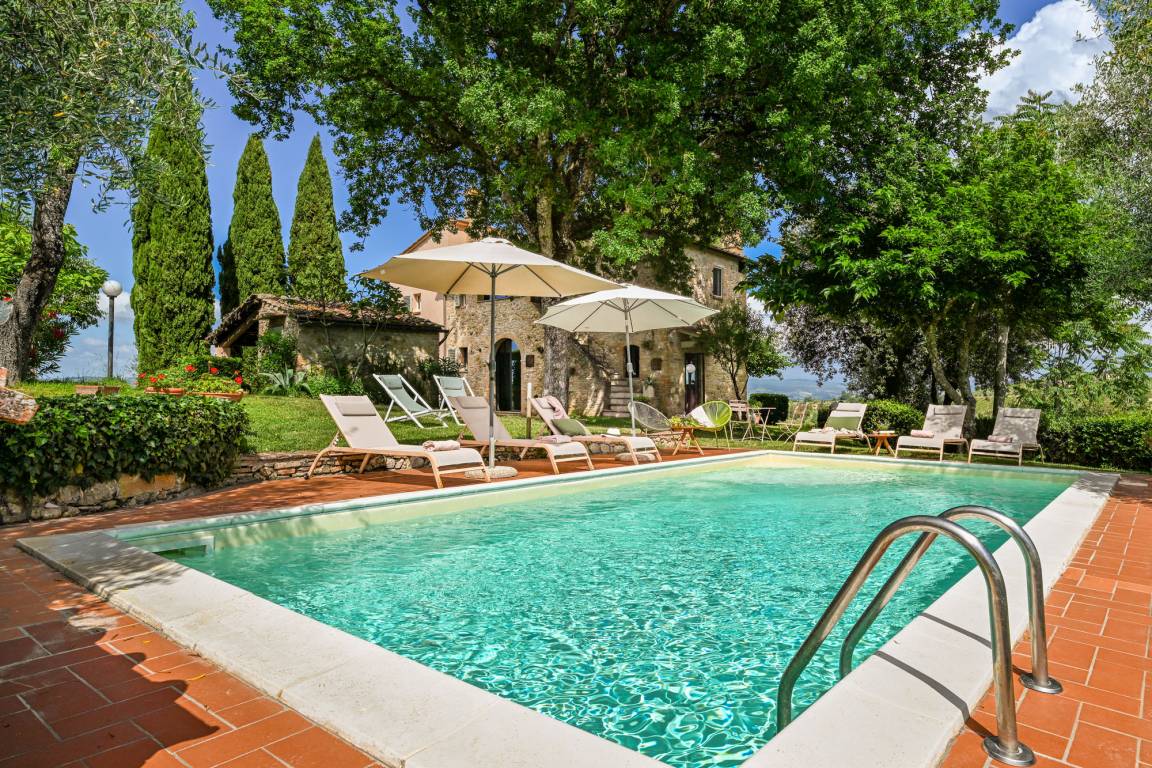 120 M² Villa ∙ 4 Bedrooms ∙ 8 Guests - San Gimignano