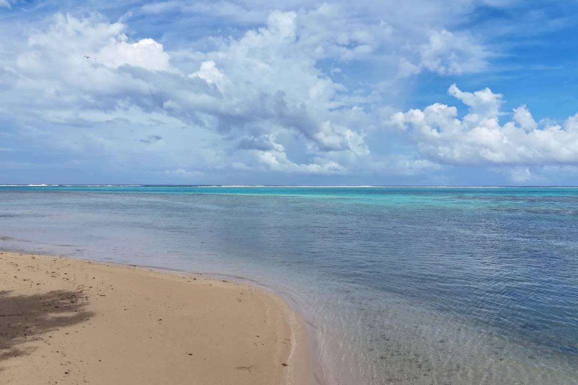 80 M² House ∙ 2 Bedrooms ∙ 5 Guests - French Polynesia