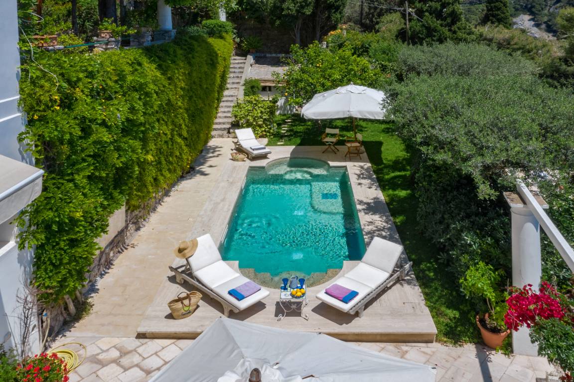 200 M² Villa ∙ 4 Bedrooms ∙ 8 Guests - Capri