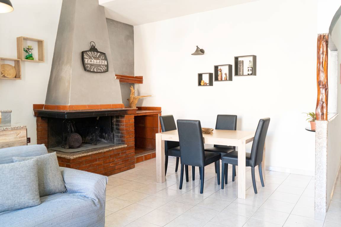 85 M² Apartamento ∙ 2 Habitaciones ∙ 4 Huéspedes - Siniscola