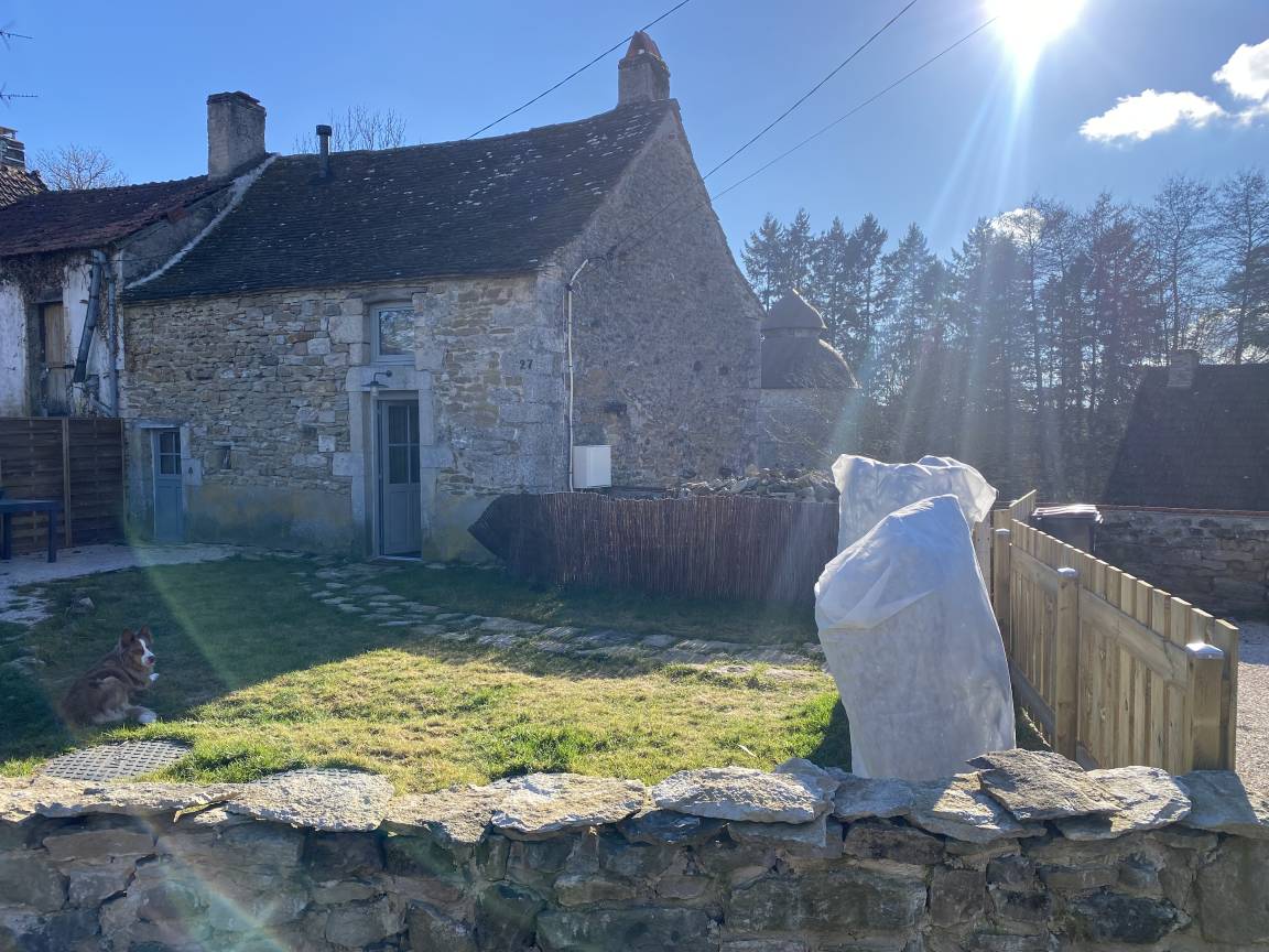 Huis ∙ 2 Slaapkamers ∙ 4 Gasten - Nolay