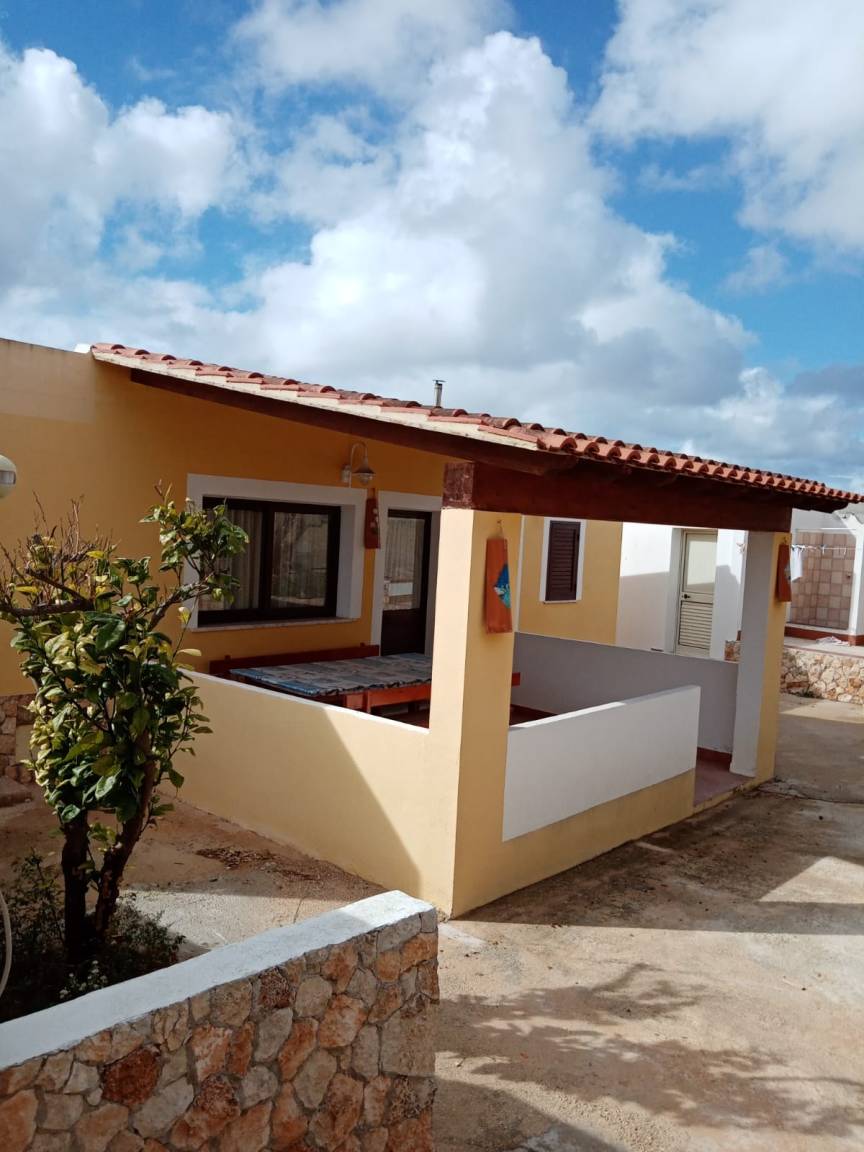 70 M² Villa ∙ 1 Bedroom ∙ 5 Guests - Lampedusa