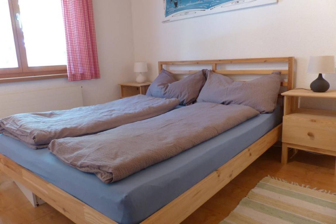 80 M² Appartement ∙ 2 Chambres ∙ 4 Personnes - Brienz