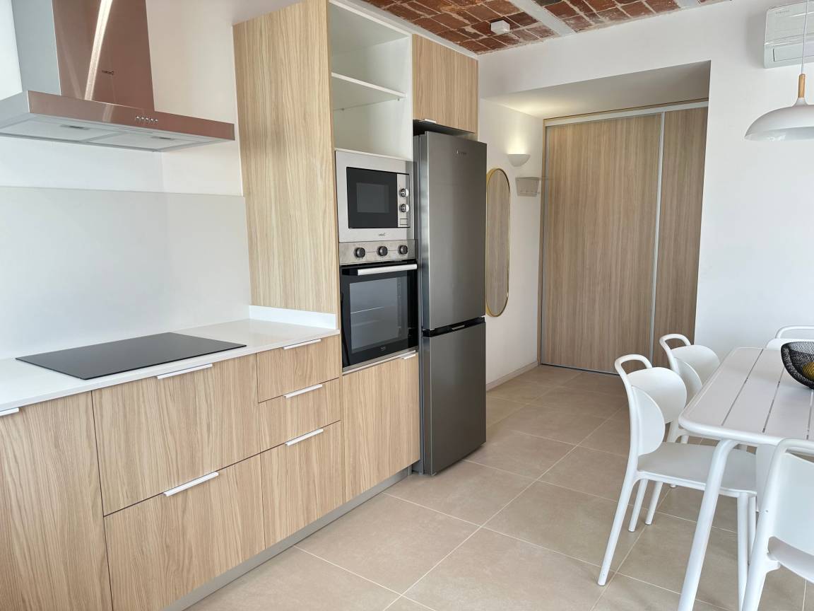 65 M² Apartamento ∙ 2 Habitaciones ∙ 6 Huéspedes - Roses