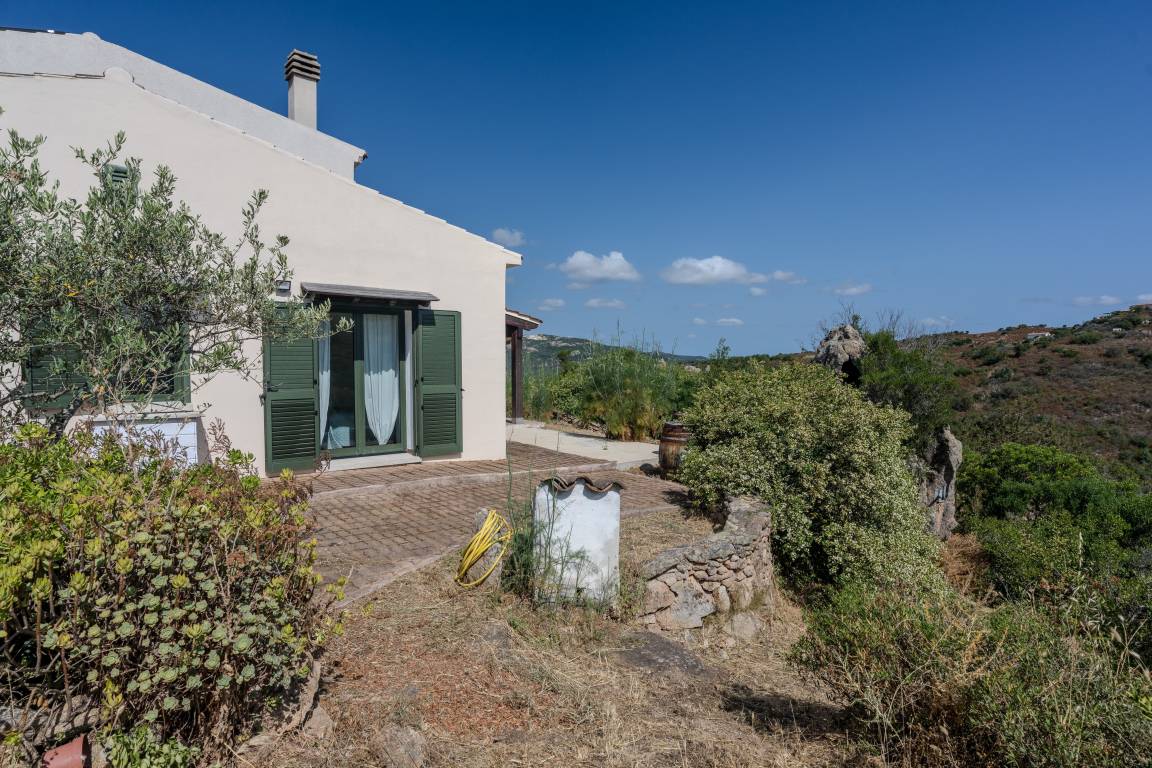 90 M² Ferienhaus ∙ 1 Schlafzimmer ∙ 3 Gäste - Olbia
