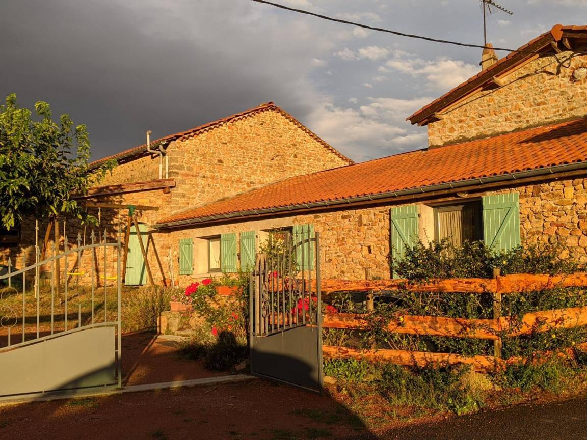 70 M² Cottage ∙ 2 Chambres ∙ 4 Personnes - Roanne