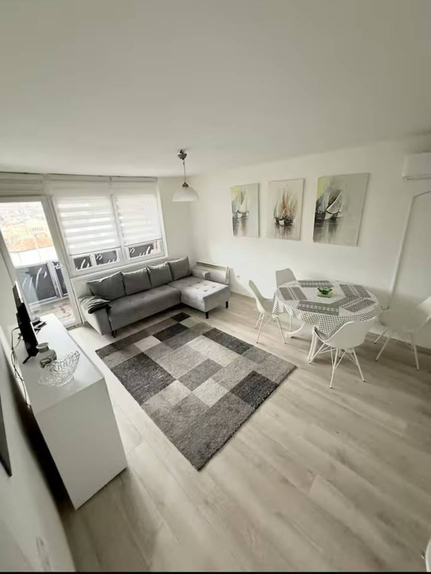 80 M² Apartment ∙ 3 Bedrooms ∙ 8 Guests - Sarajevo