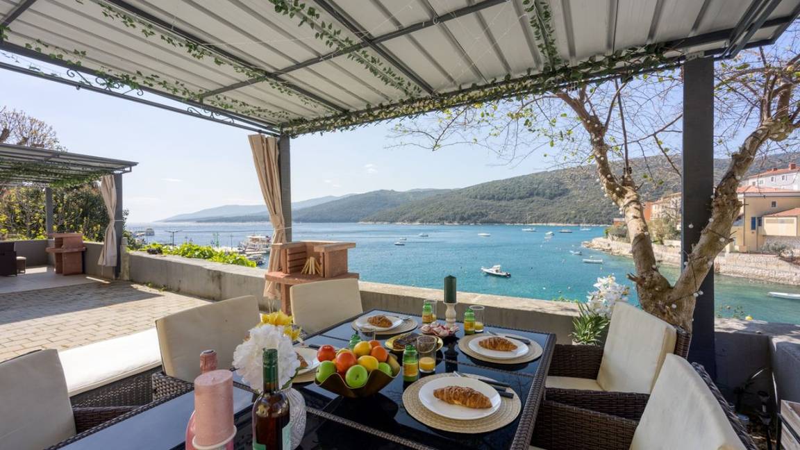 80 M² Ferienwohnung ∙ 2 Schlafzimmer ∙ 5 Gäste - Rabac