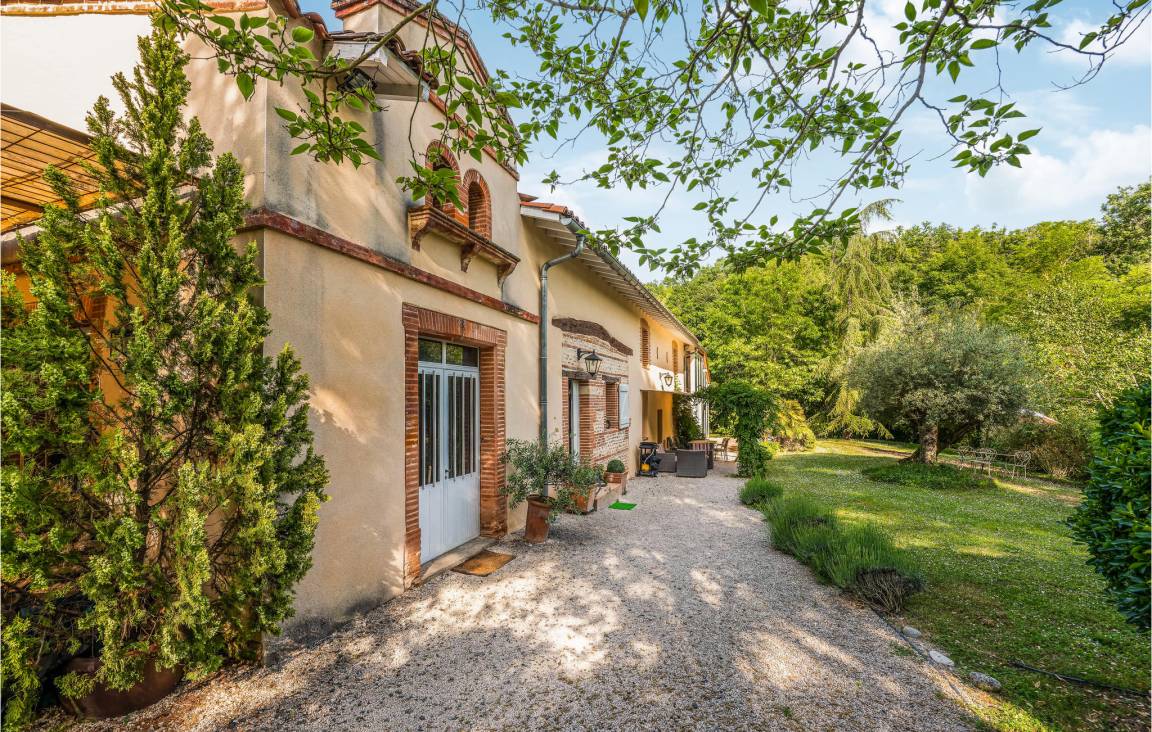180 M² Casa Rural ∙ 3 Habitaciones ∙ 6 Huéspedes - Muret