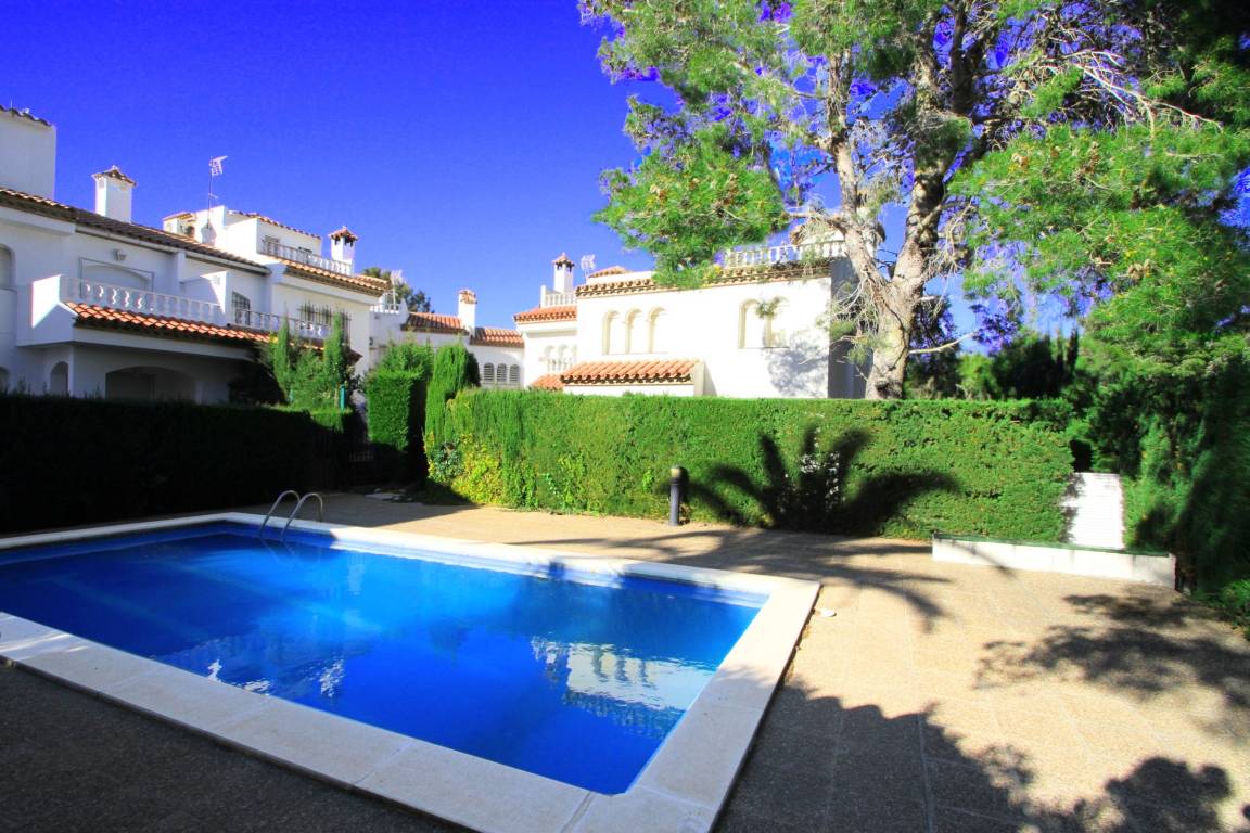 119 M² Casa ∙ 3 Habitaciones ∙ 8 Huéspedes - Miami Platja