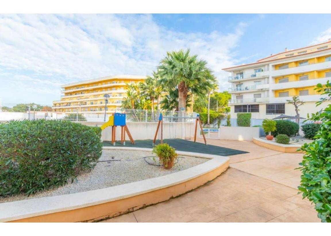 100 M² Apartamento ∙ 2 Habitaciones ∙ 4 Huéspedes - Moraira