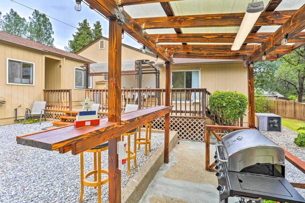 136 M² House ∙ 3 Bedrooms ∙ 8 Guests - Shasta Lake, CA