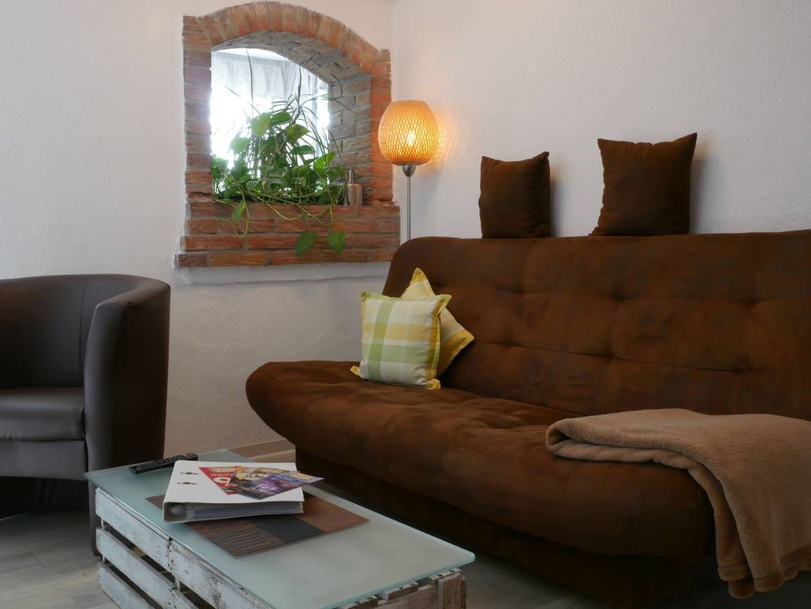 66 M² Ferienwohnung ∙ 2 Schlafzimmer ∙ 4 Gäste - Sachsenheim
