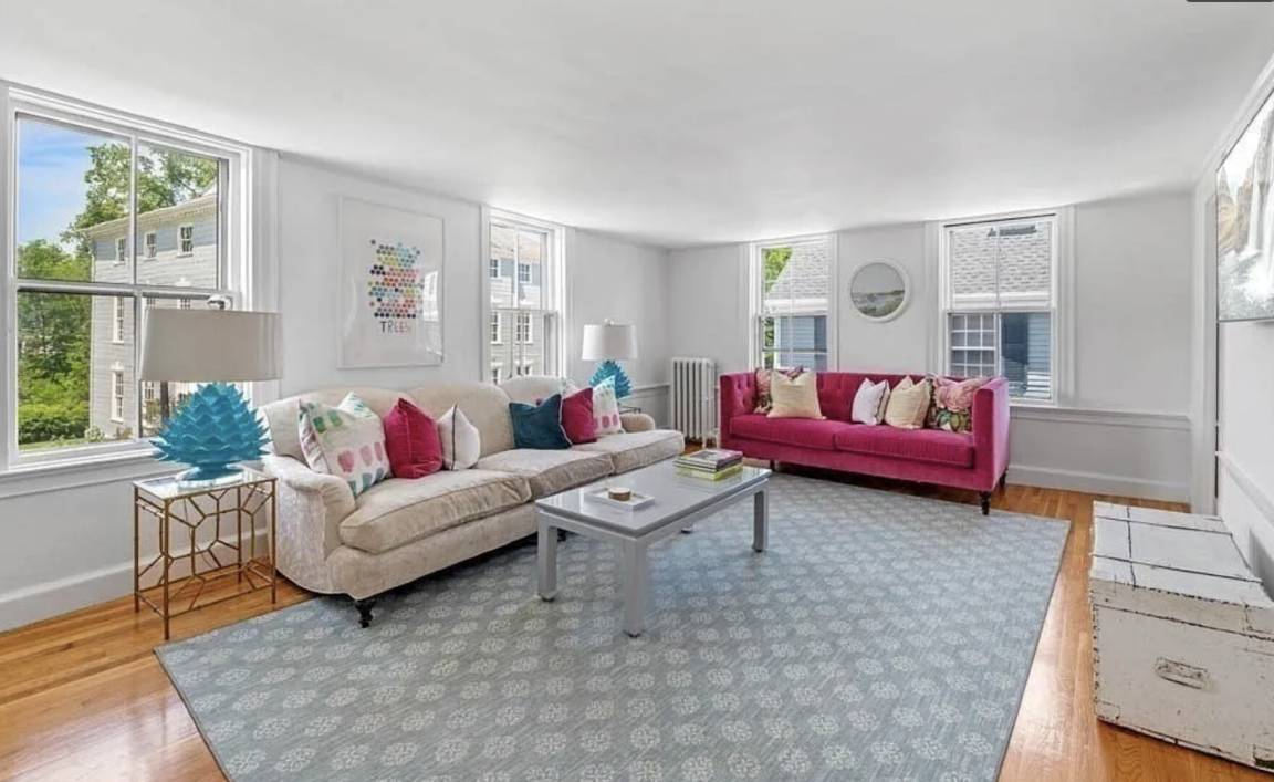 136 M² Condo ∙ 2 Bedrooms ∙ 4 Guests - Salem, MA