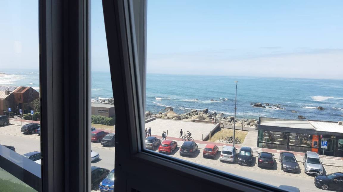 230 M² Apartamento ∙ 3 Quartos ∙ 4 Hóspedes - Porto