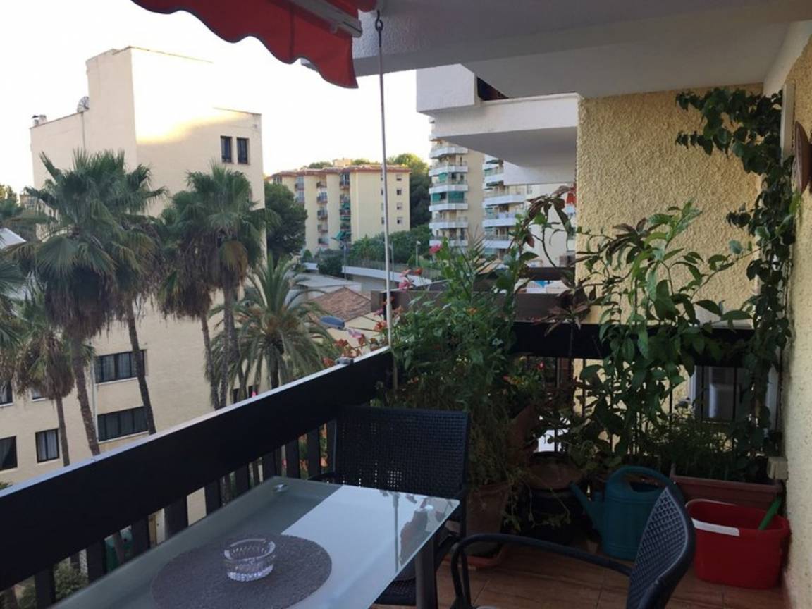 72 M² Apartamento ∙ 2 Habitaciones ∙ 4 Huéspedes - Selwo Marina