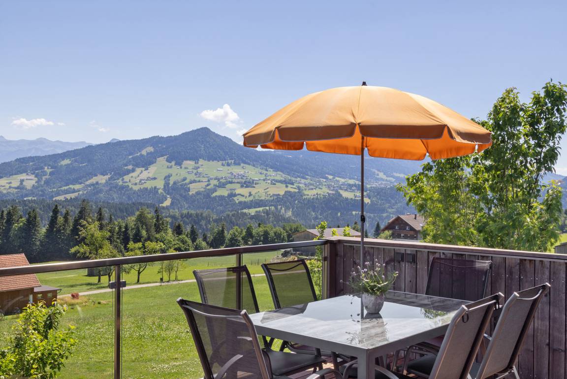 120 M² Apartment ∙ 2 Bedrooms ∙ 6 Guests - Andelsbuch