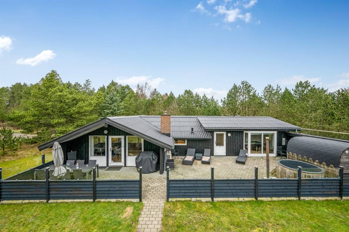 120 M² Maison De Vacances ∙ 4 Chambres ∙ 8 Personnes - Blåvand