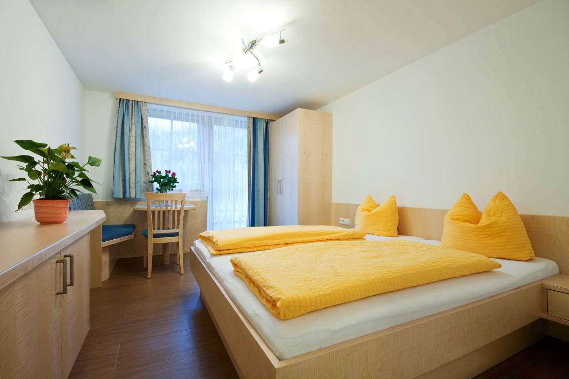 21 M² Hotel ∙ 1 Bedroom ∙ 2 Guests - Kals am Großglockner