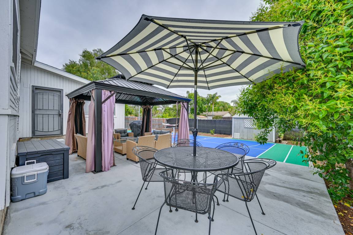 131 M² House ∙ 4 Bedrooms ∙ 8 Guests - Scripps Ranch - San Diego