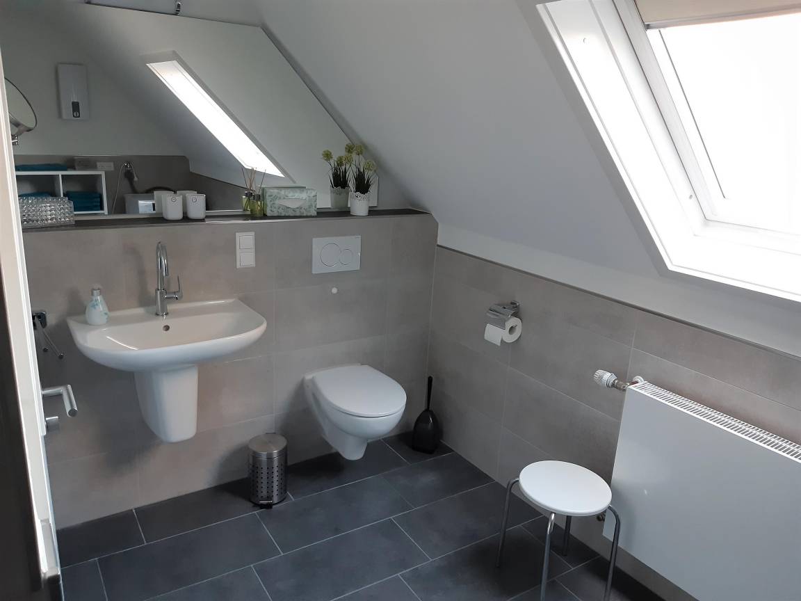 92 M² Apartment ∙ 1 Bedroom ∙ 2 Guests - Hermeskeil