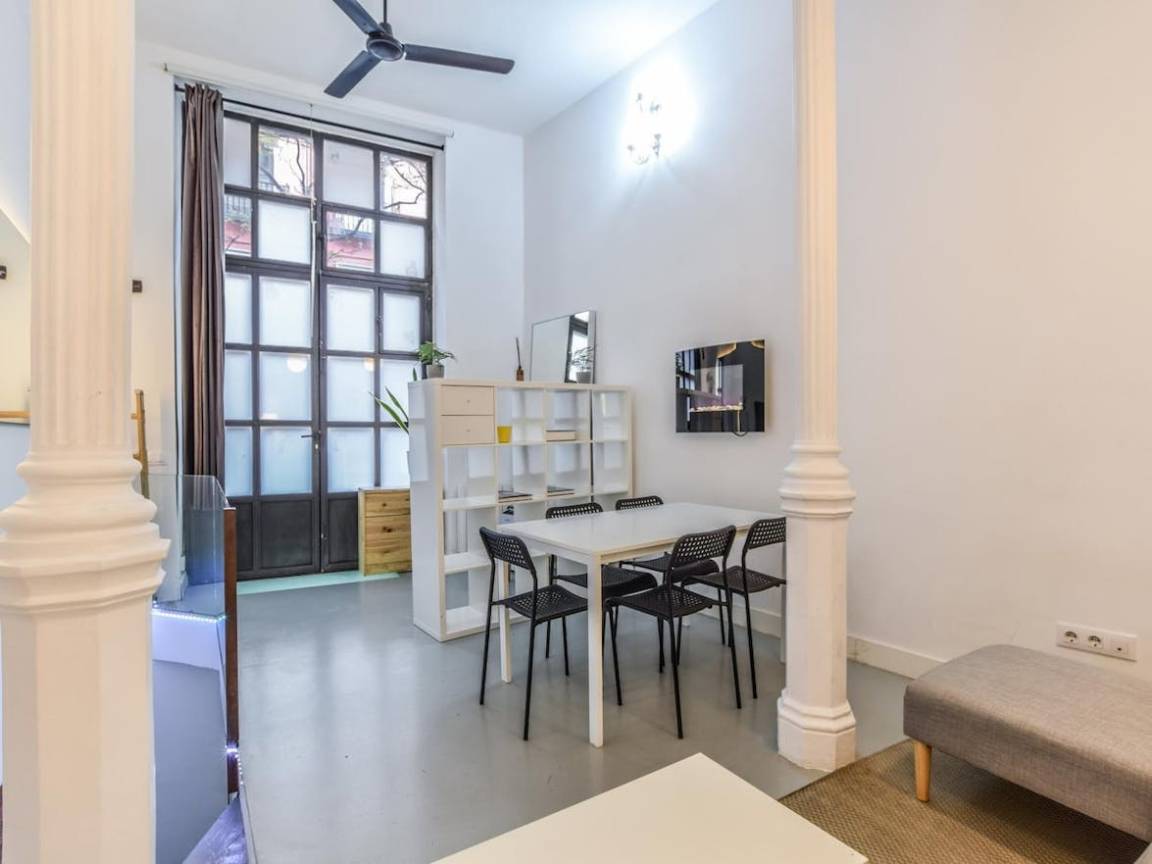 120 M² Apartamento ∙ 3 Habitaciones ∙ 7 Huéspedes - Alcorcón