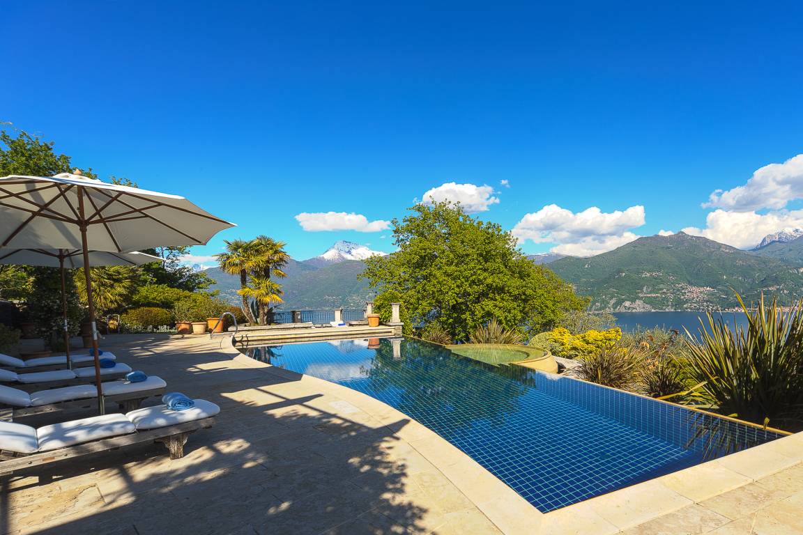700 M² Villa ∙ 7 Chambres ∙ 14 Personnes - Menaggio