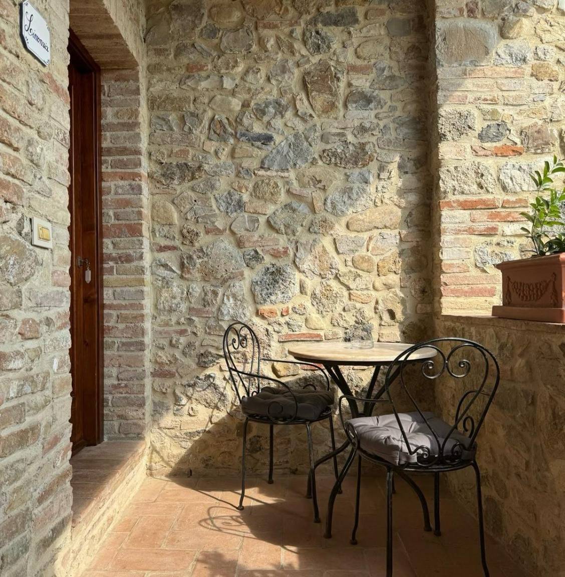 90 M² Farmhouse ∙ 1 Bedroom ∙ 4 Guests - Tuscany