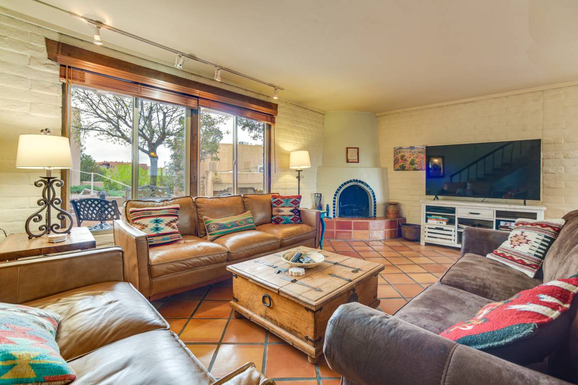 135 M² Apartment ∙ 3 Bedrooms ∙ 6 Guests - Santa Fe, NM