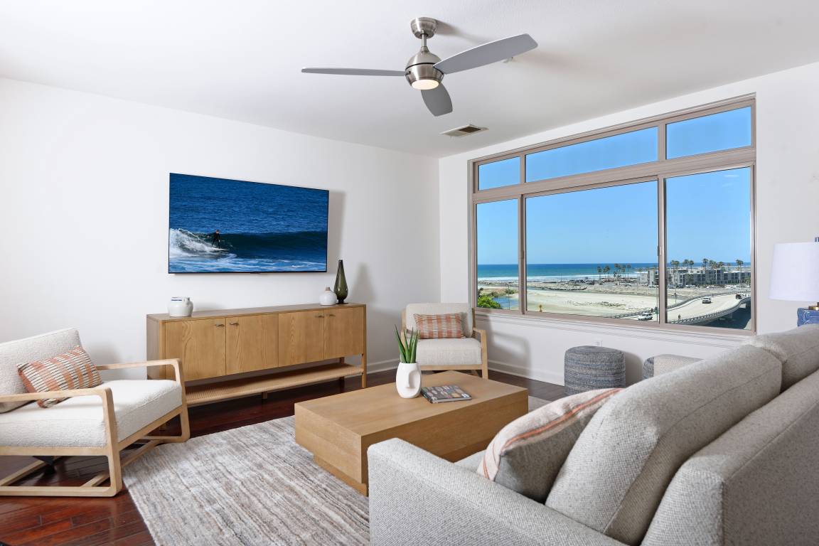 Condo ∙ 2 Bedrooms ∙ 4 Guests - Oceanside, Californie
