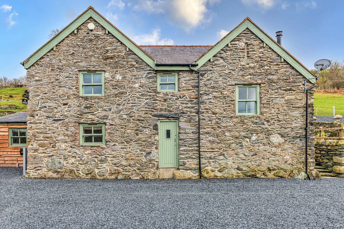 200 M² Cottage ∙ 3 Bedrooms ∙ 6 Guests - North Wales