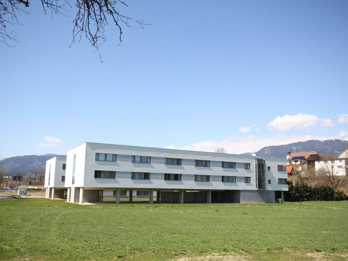 85 M² Apartment ∙ 2 Bedrooms ∙ 6 Guests - Villach