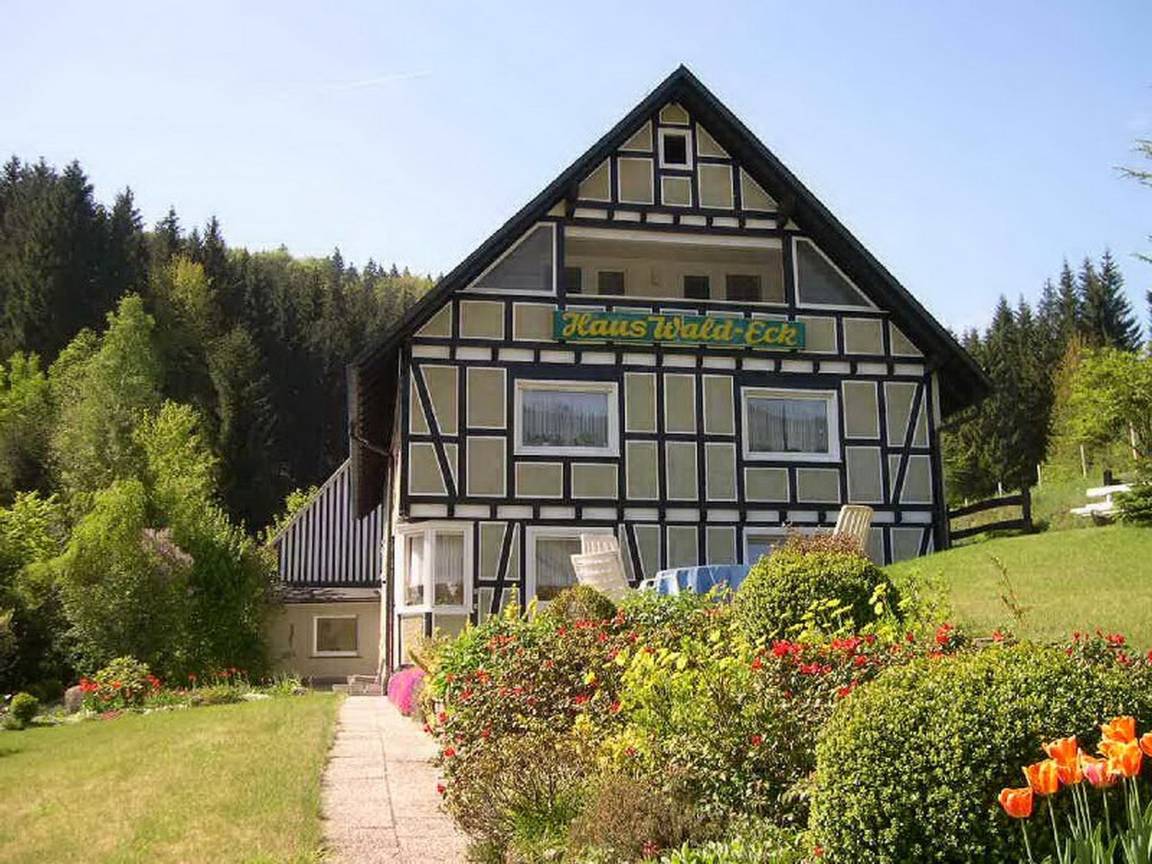 64 M² Ferienwohnung ∙ 1 Schlafzimmer ∙ 4 Gäste - Schmallenberg